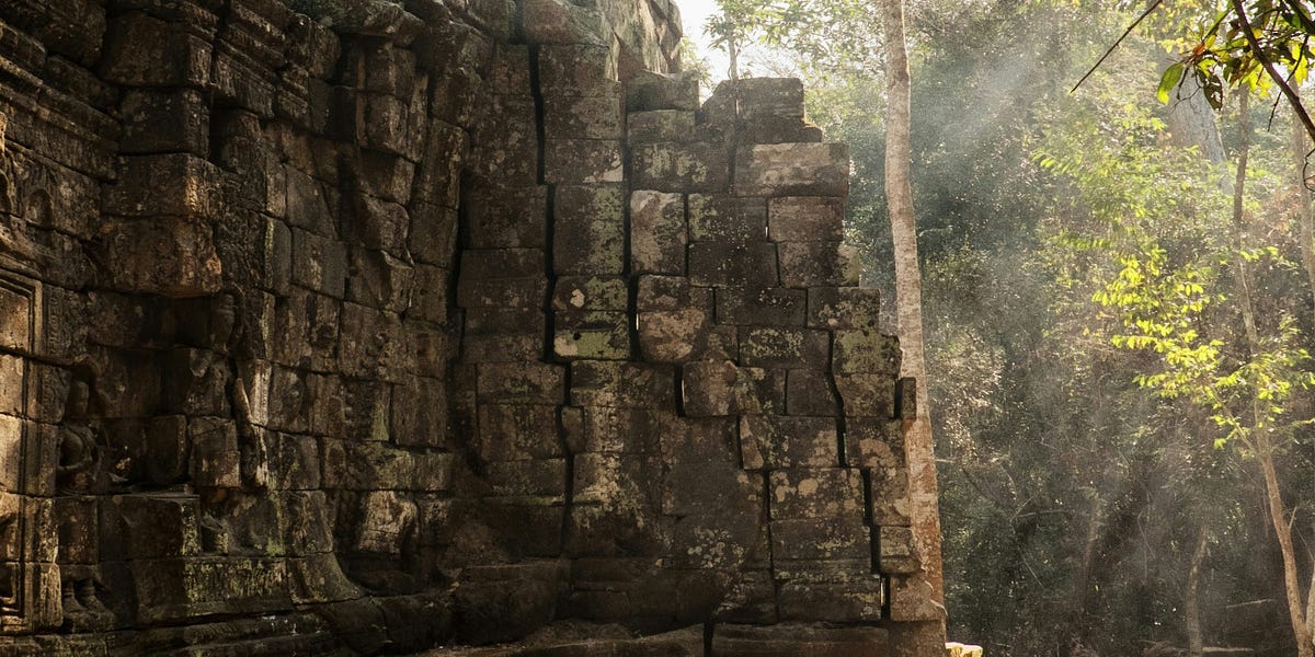 Ruins - J. Michael Thomas - Author