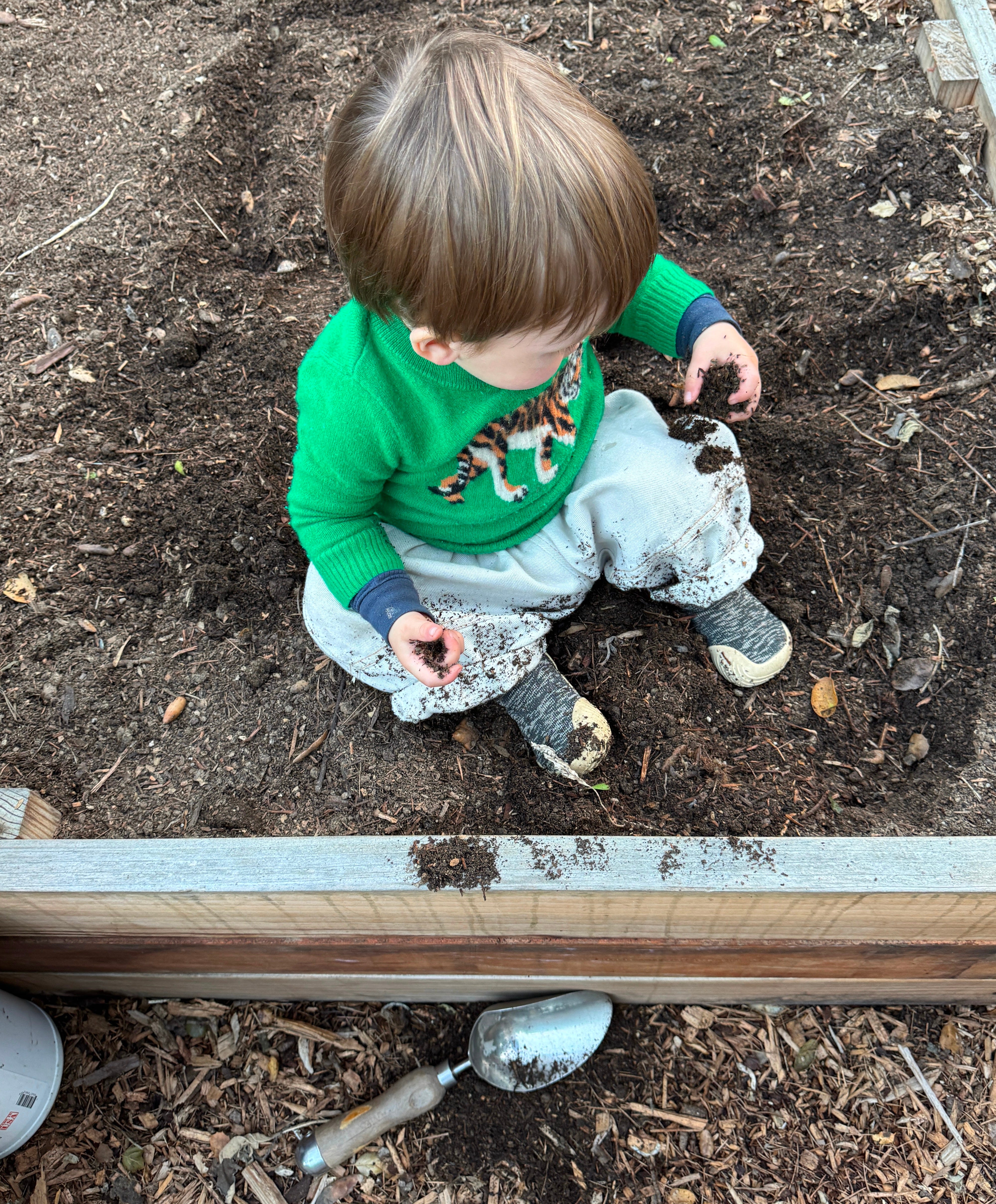 Dirt is good! - by Bonnie Wright - Hello Earthling