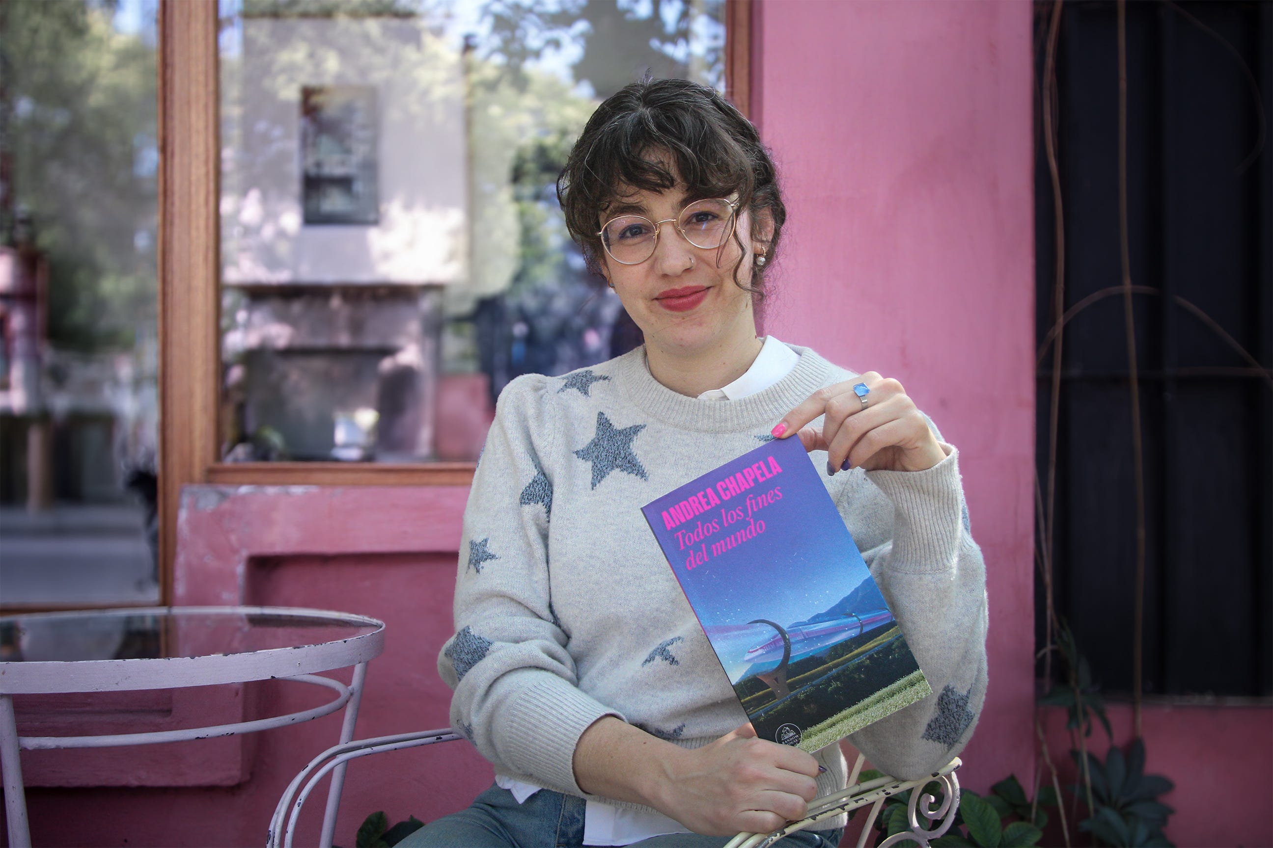 Andrea Chapela: Una gramática del deseo en el fin del mundo