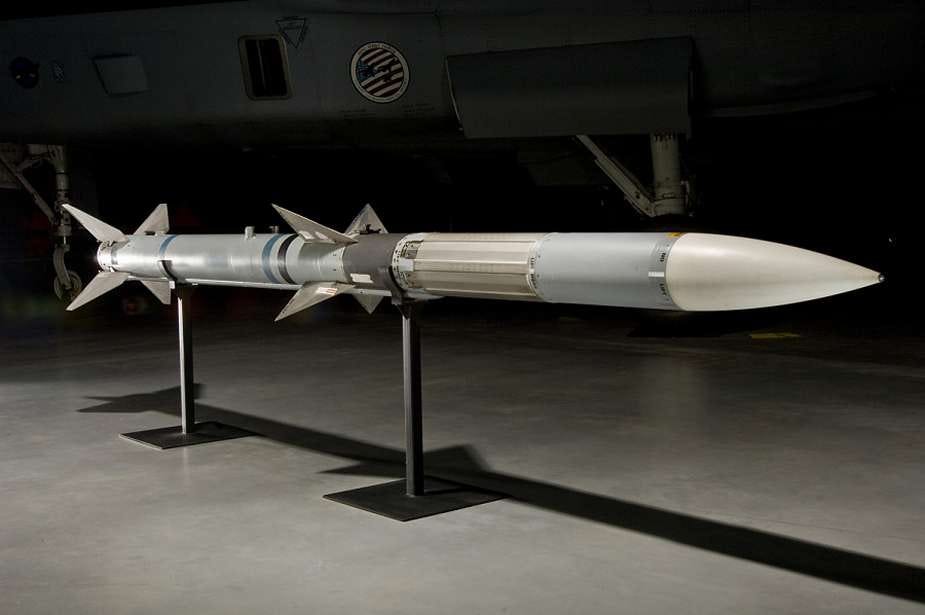 The AIM-120 AMRAAM: From Cold War Crisis to Modern Air Dominance