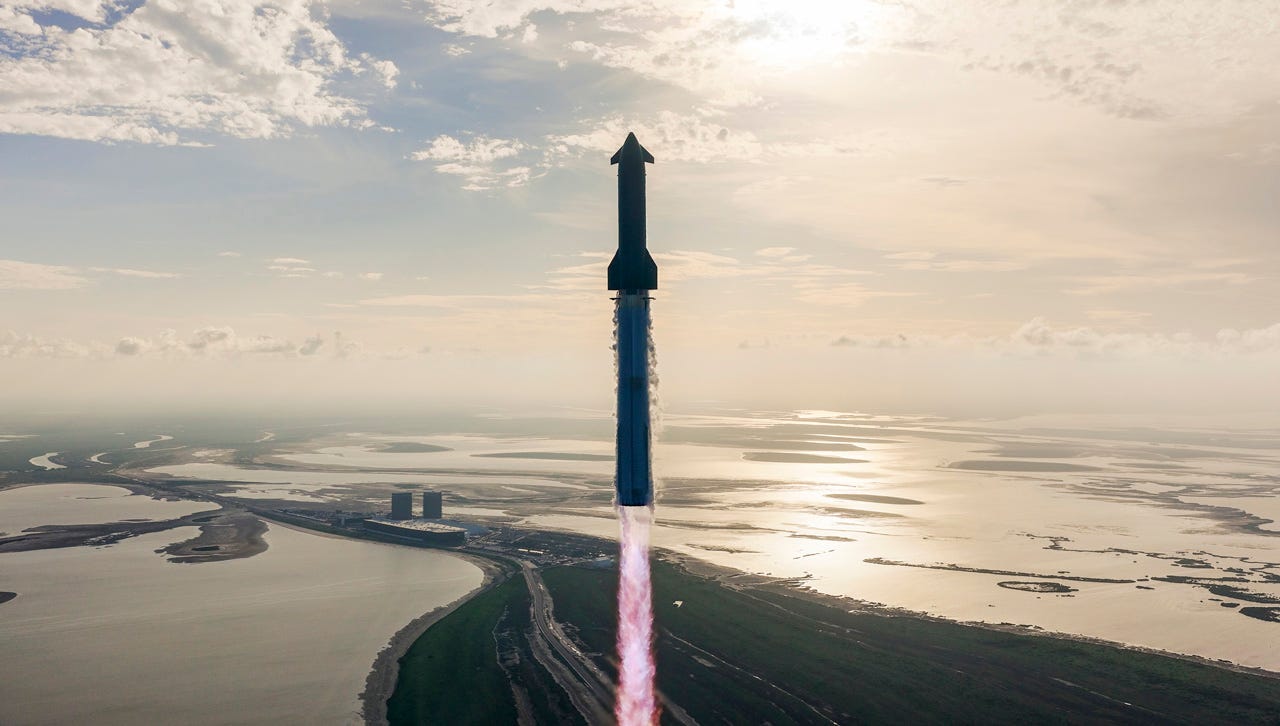 SpaceX, Stoke Space Aim to Launch Fully Reusable Rockets