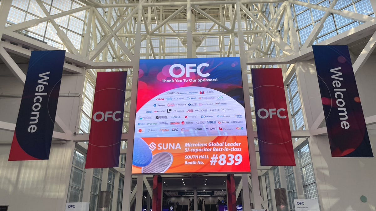 From Packets to Light Paths: OCS Reshaping AI Data Center Architecture ...