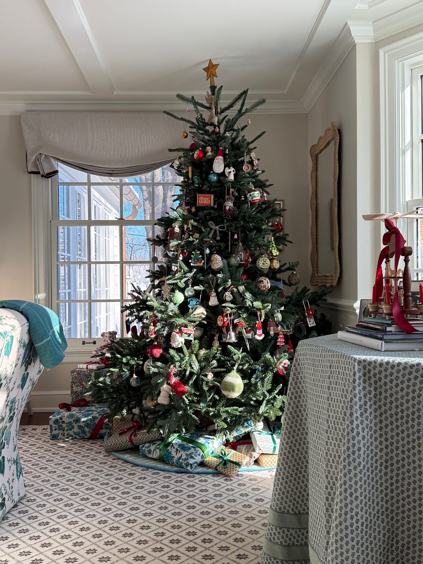 Making a Merry Little Oak Christmas - Heather Strommen