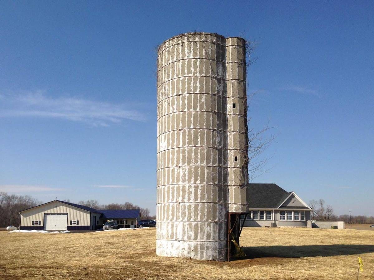 Silos of Portage County: A Vertical History - by Nancy Lind