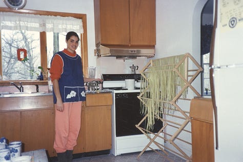 Behind the Apron - by Ana Sofía - Behind the Apron