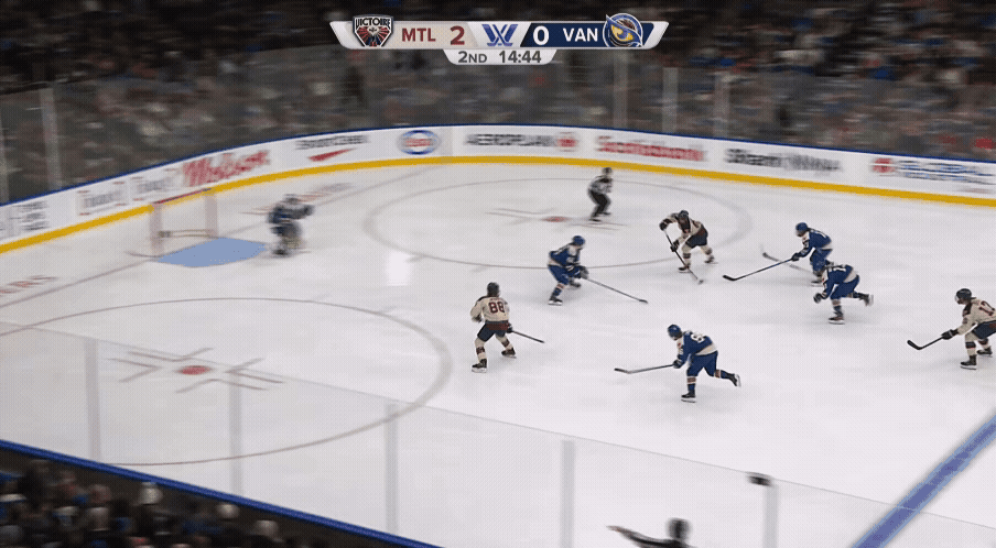 The Goldies: Goldeneyes drop holiday home game 4-2 to Victoire