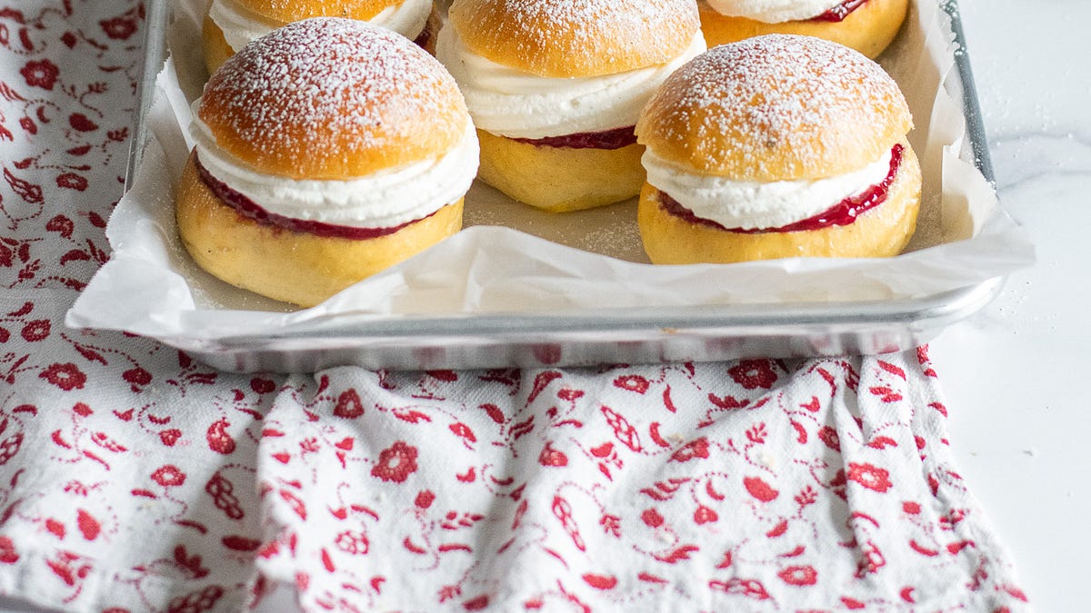This Year's New Fastelavnsbolle Recipe: Norwegian Edition