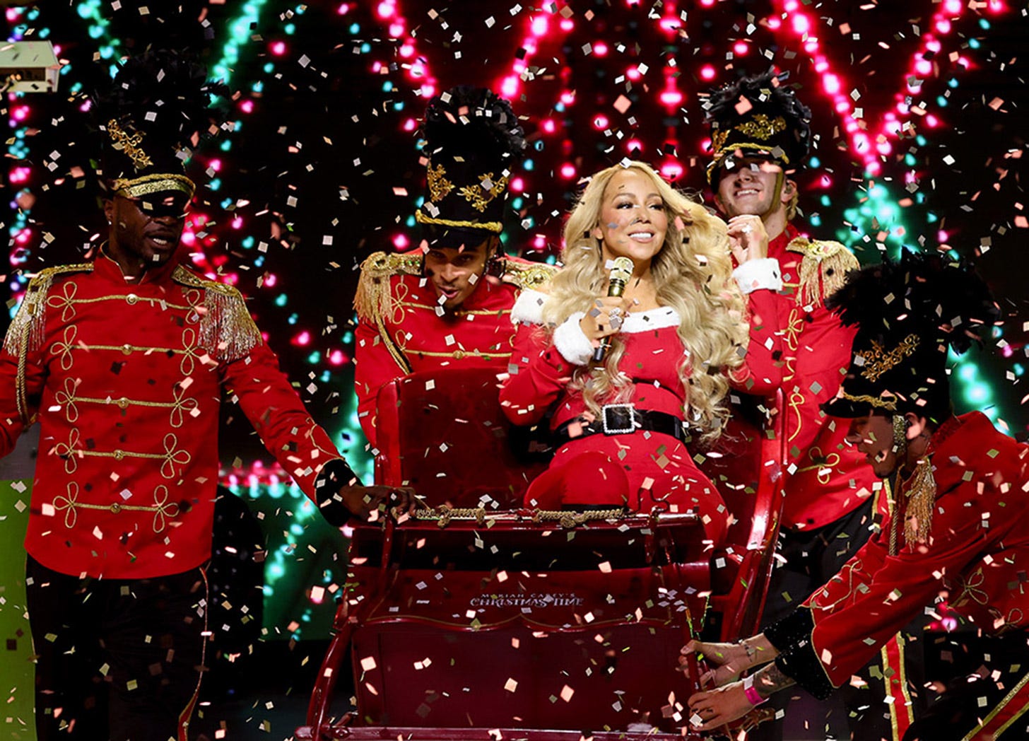 Mariah Carey, Michael Jackson & More Mix Christmas & Halloween Hits on ...