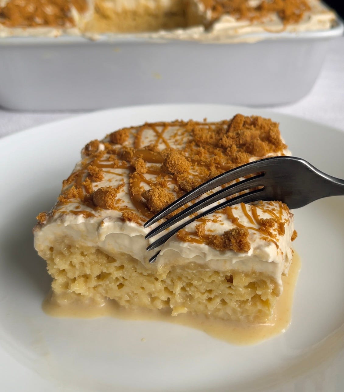 Biscoff Tres Leches - by Viviane - Baking Magic 🔮 🍰