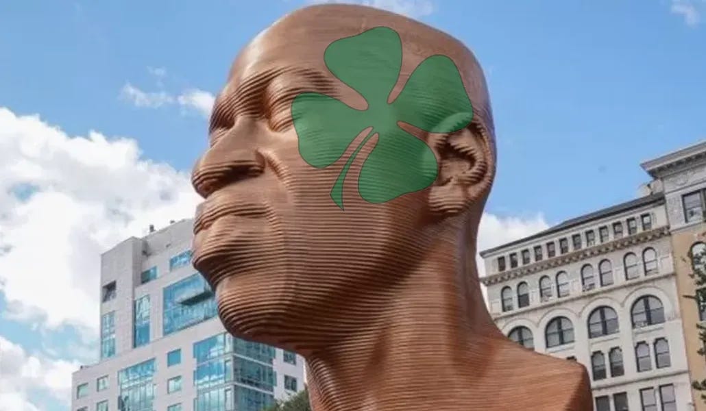 Fiecare ticalos are o poveste - by Victor Vasile