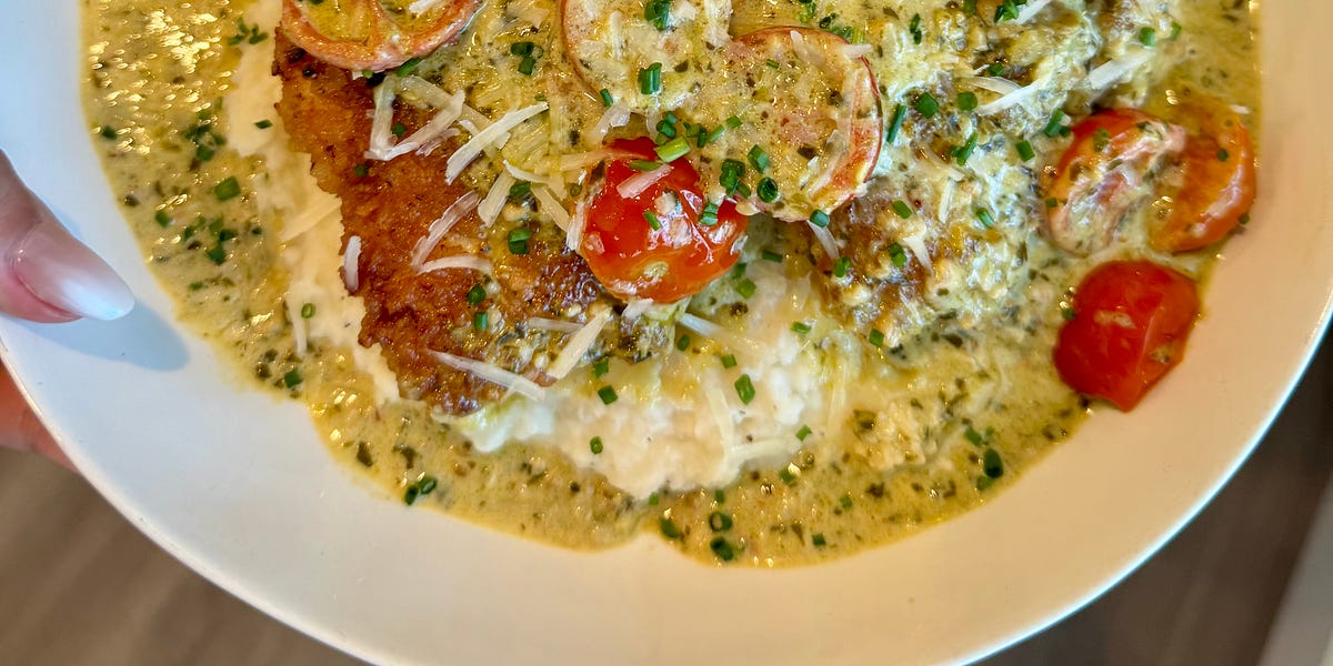 Creamy Pesto Crispy Chicken - Nourished by Mads