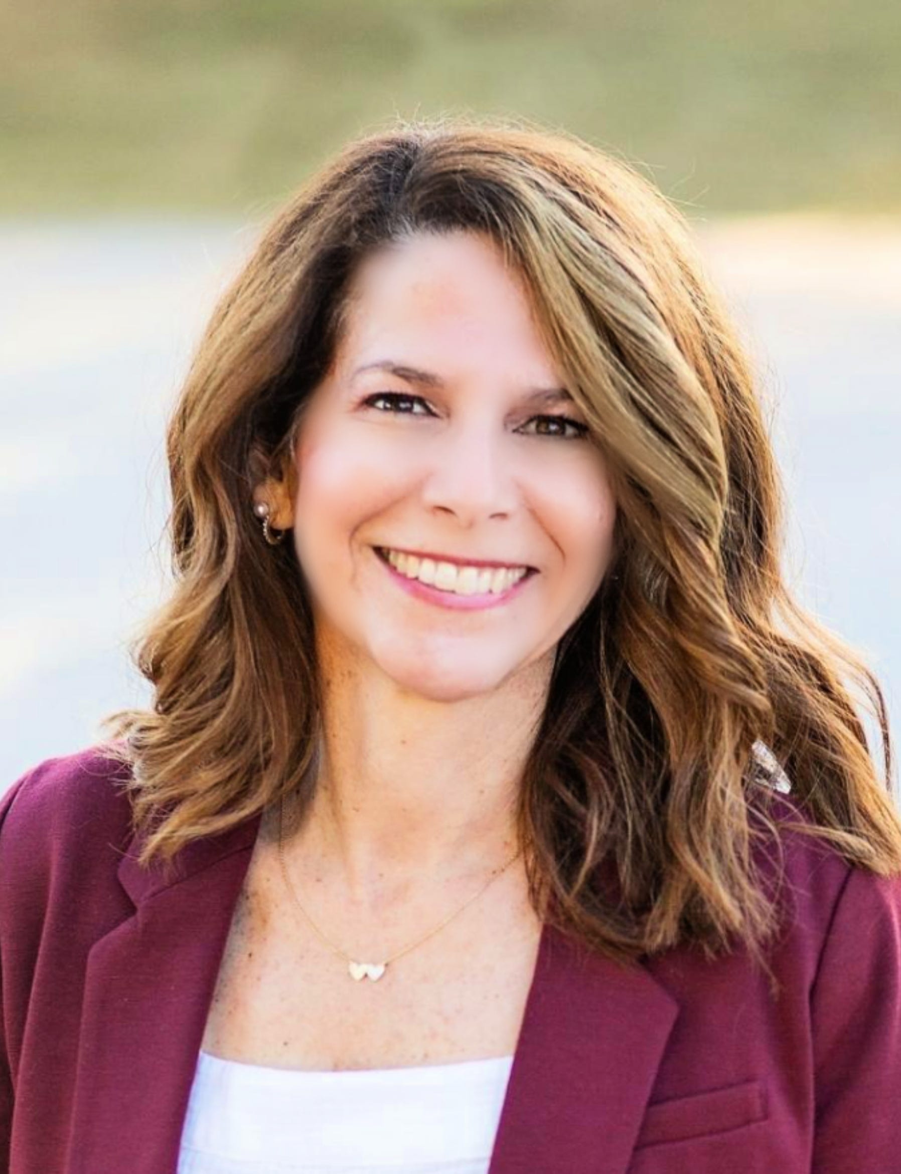 Book(ish) Substack by Jenny Adams | Insights from Sidestack - Sidestack.io