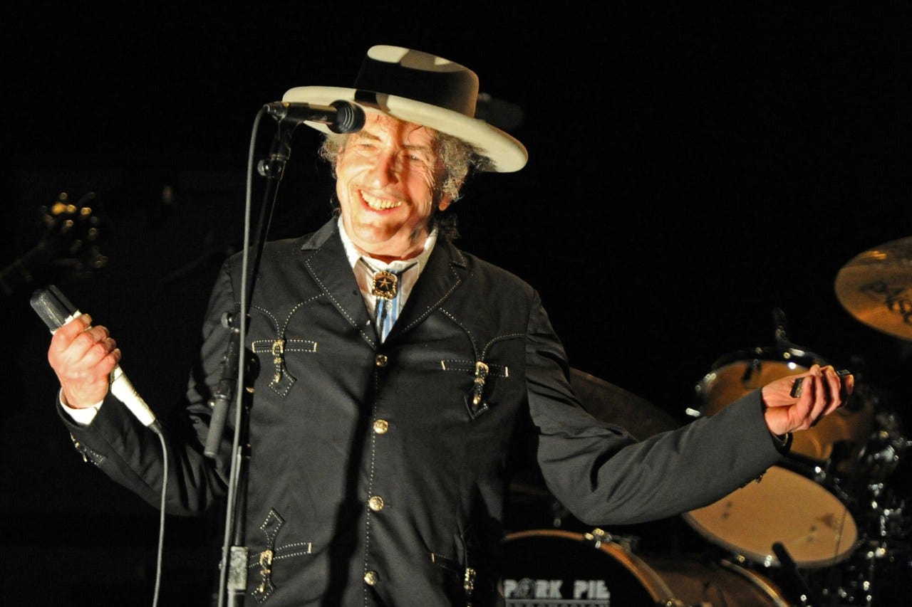 Bob Dylan Does It on His Own Terms - WSJ Free Expression
