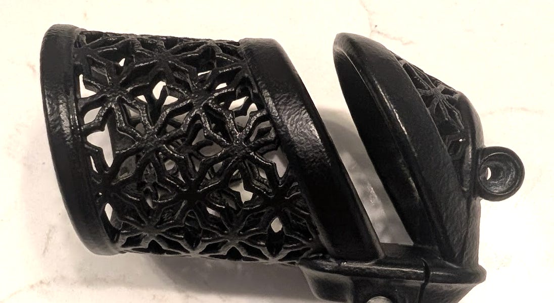 Tetherspout Comfort - Newbie Sub on Chastity