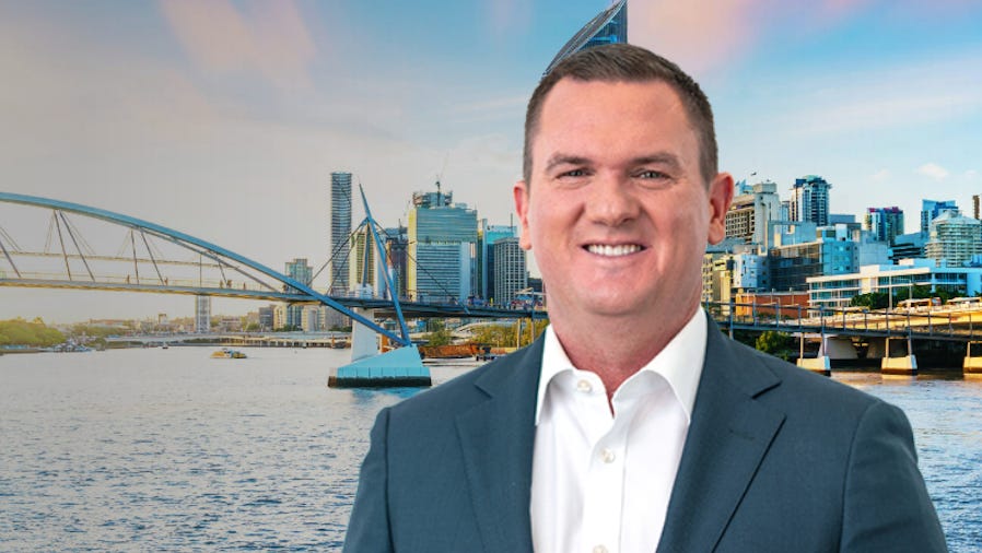 Peter Fegan leaves 4BC Breakfast - by Brett Debritz