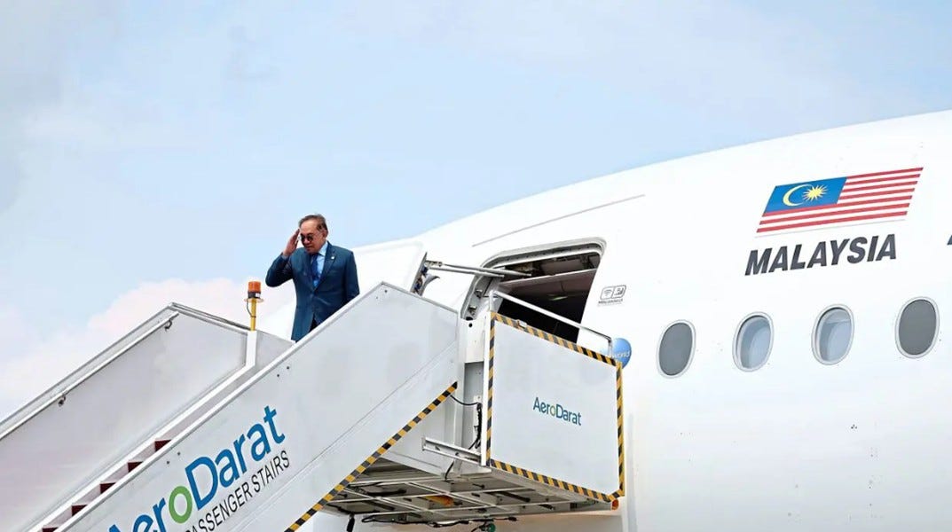 Anwar's Summer of Discontent - by John Berthelsen