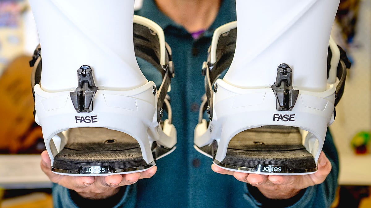 FASE Binding System Review - that snowboarding blog