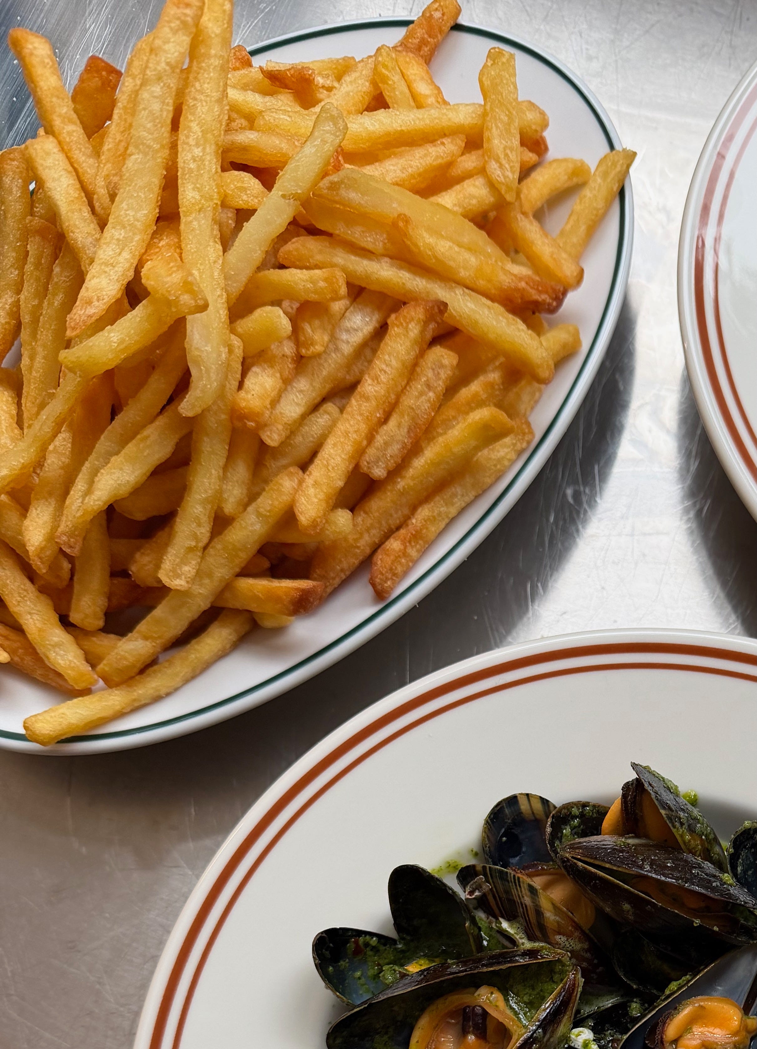 MUSSELS & CHIPS WITH CITRUS BUTTER - by Ben Lippett