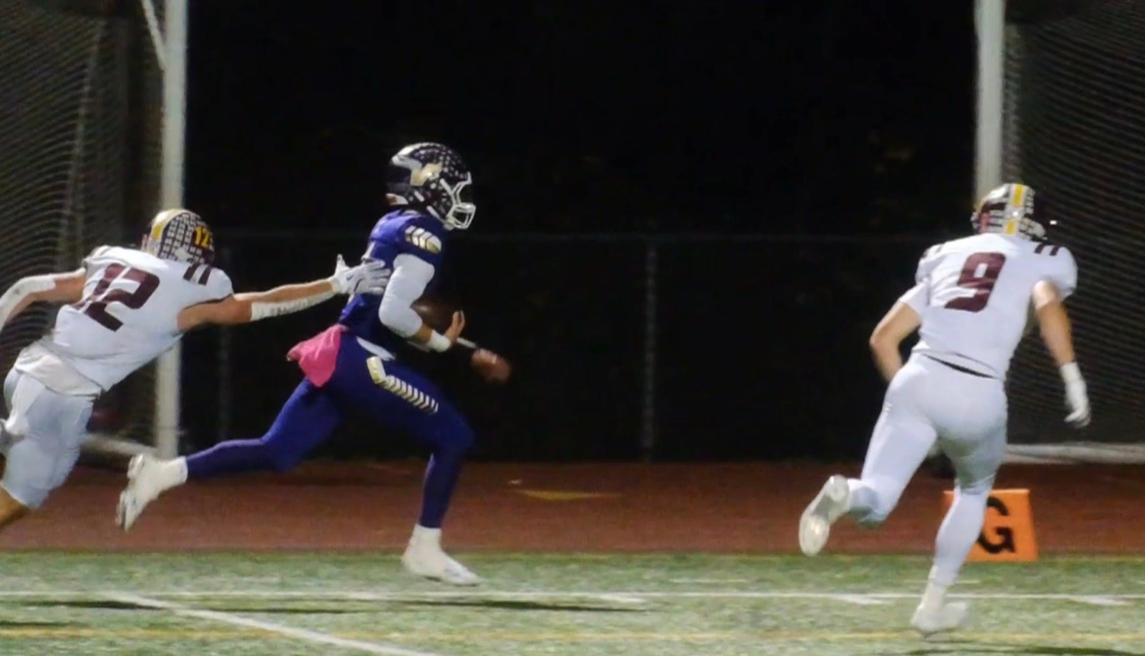 Playoff Football: #6 Graham-Kapowsin Eagles at #2 Lake Stevens Vikings ...