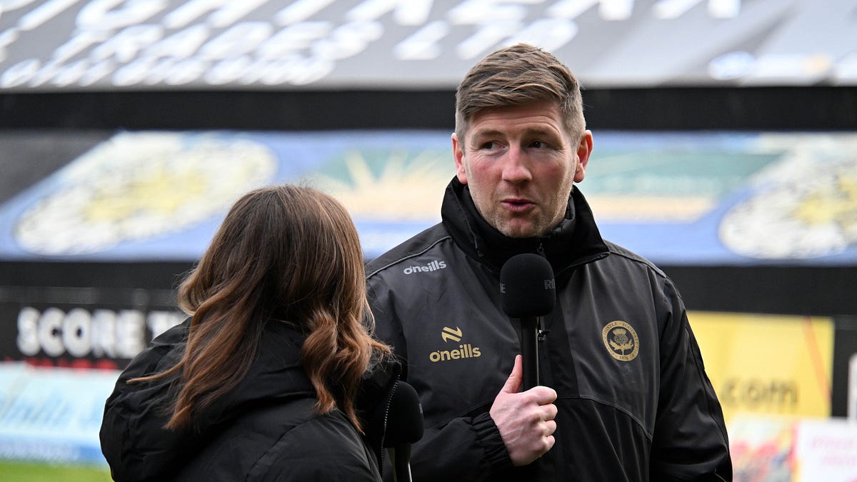 Wilson slams referee after Thistle see off Montrose in Scottish Cup