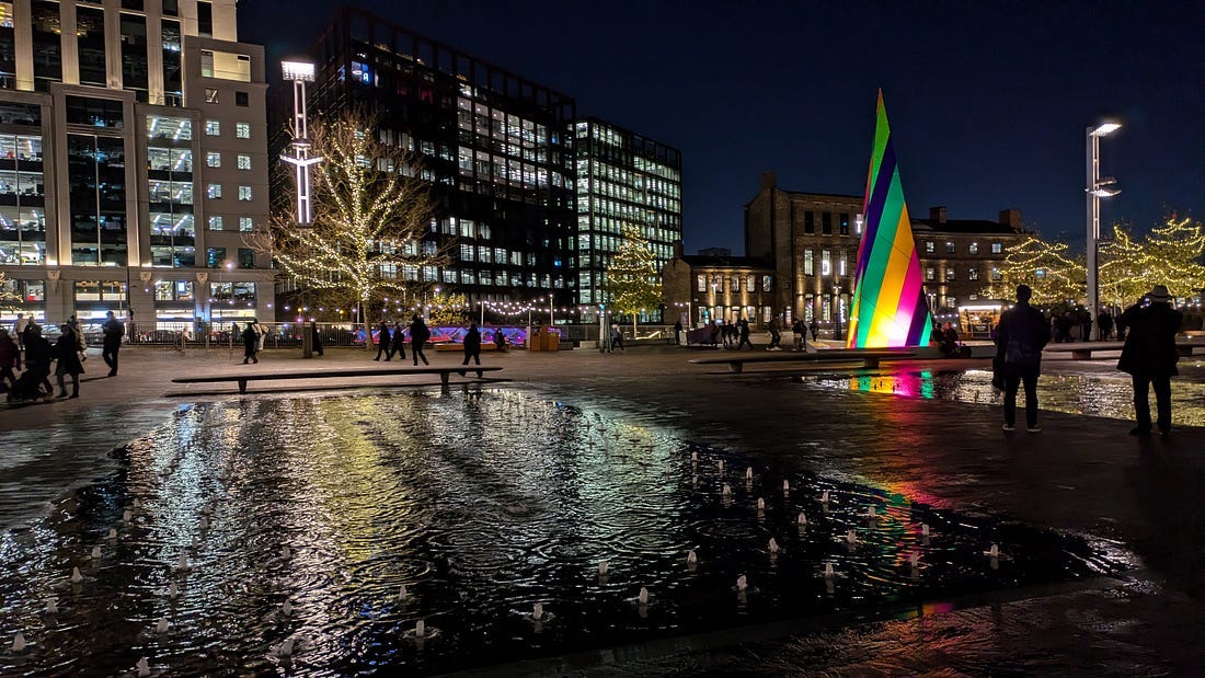 A Christmas Tree in Hiding - by Ella Read