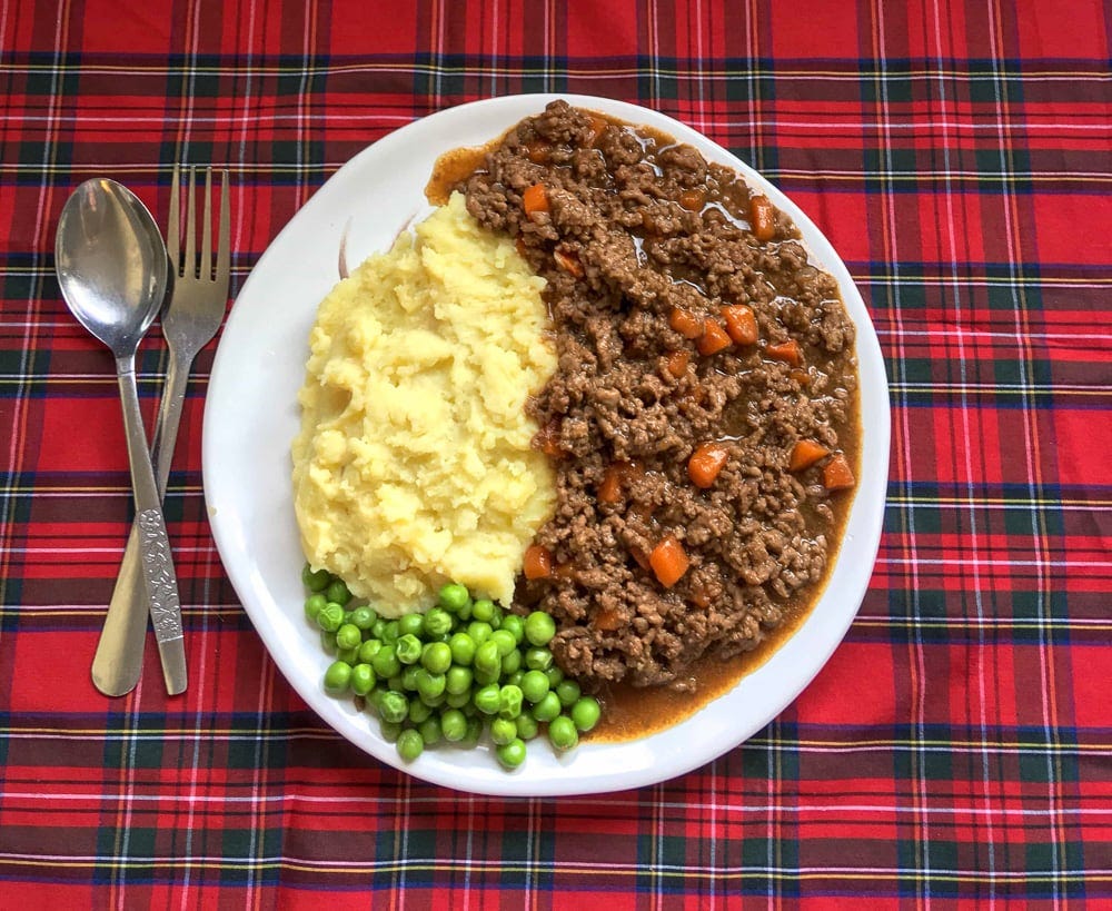 Beef & Guinness Gravy Pie - by Lilli Maren - The Buttery