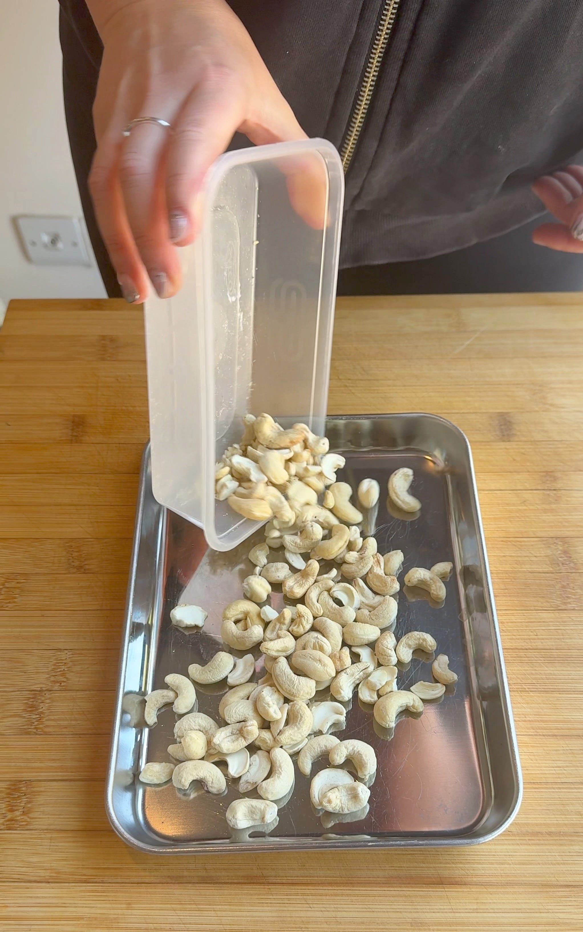 Roasted Garlic, Cashew & Tomato Pesto - Chef Anna Frazer