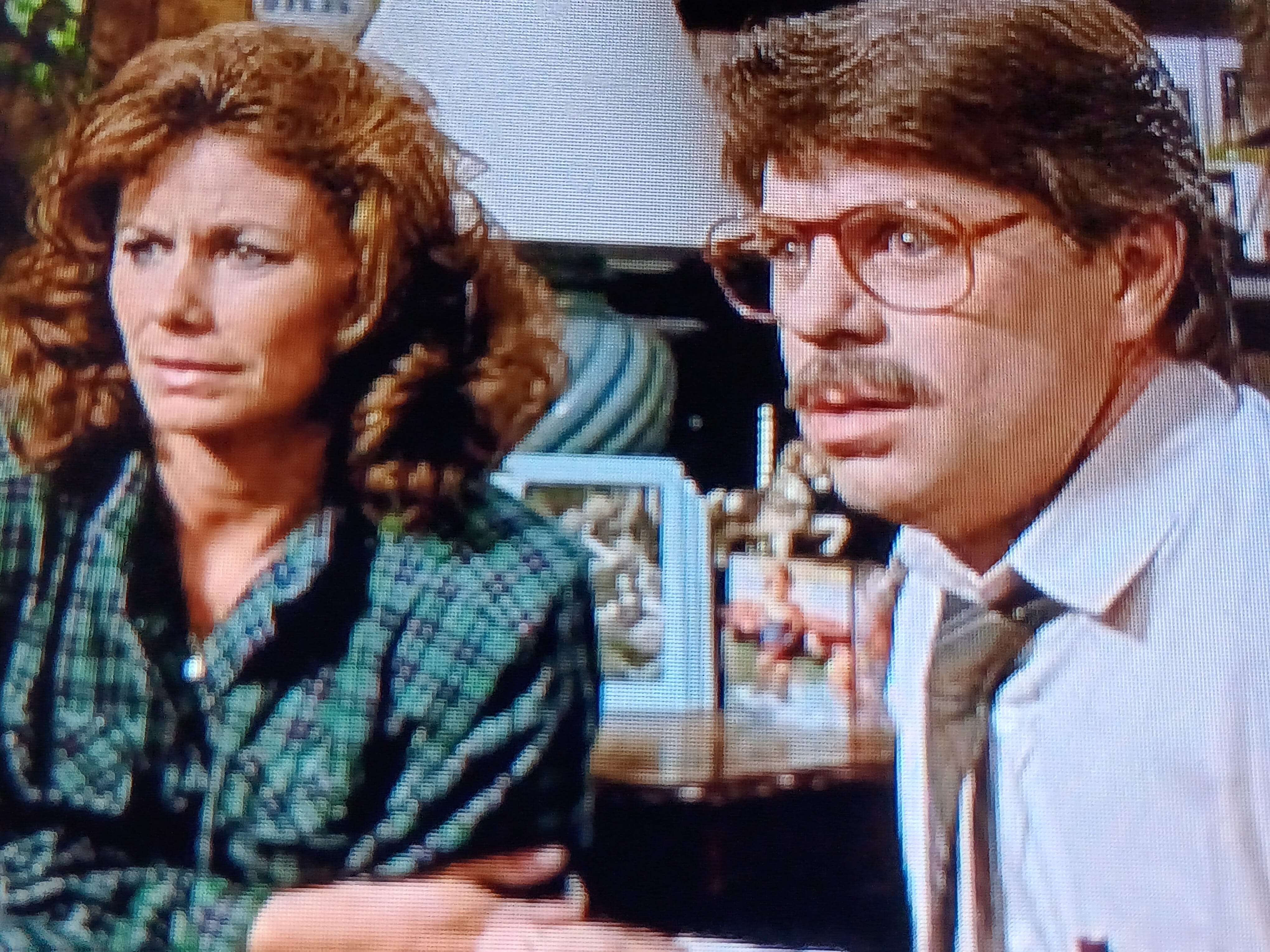 RETRO REVIEW: AMAZON WOMEN ON THE MOON ☆☆☆ - by Final Cut