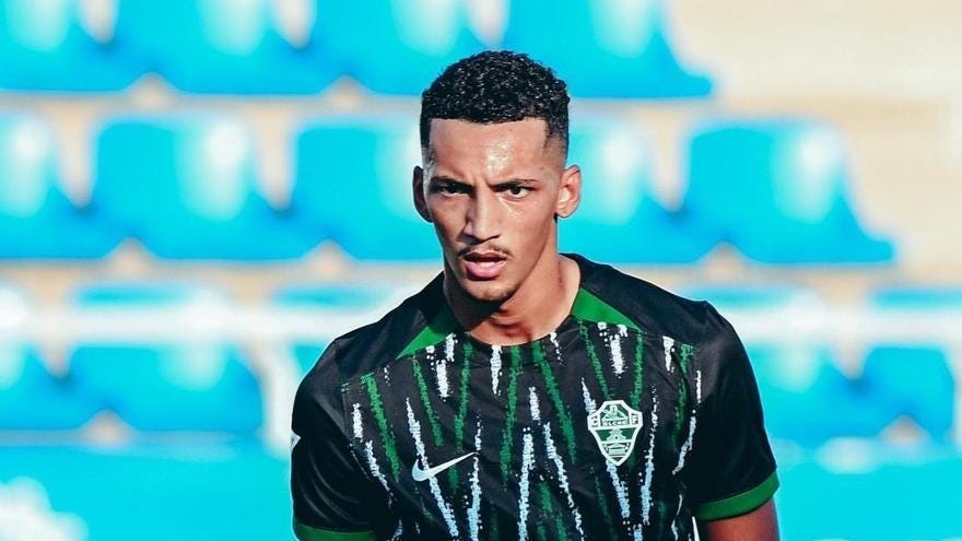 Álvaro Rodriguez: When a Diarchy Evolves into a Triumvirate