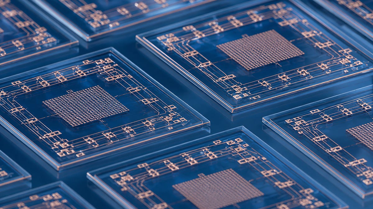Glass Substrates Are Breaking Through the AI Chip Packaging Bottleneck