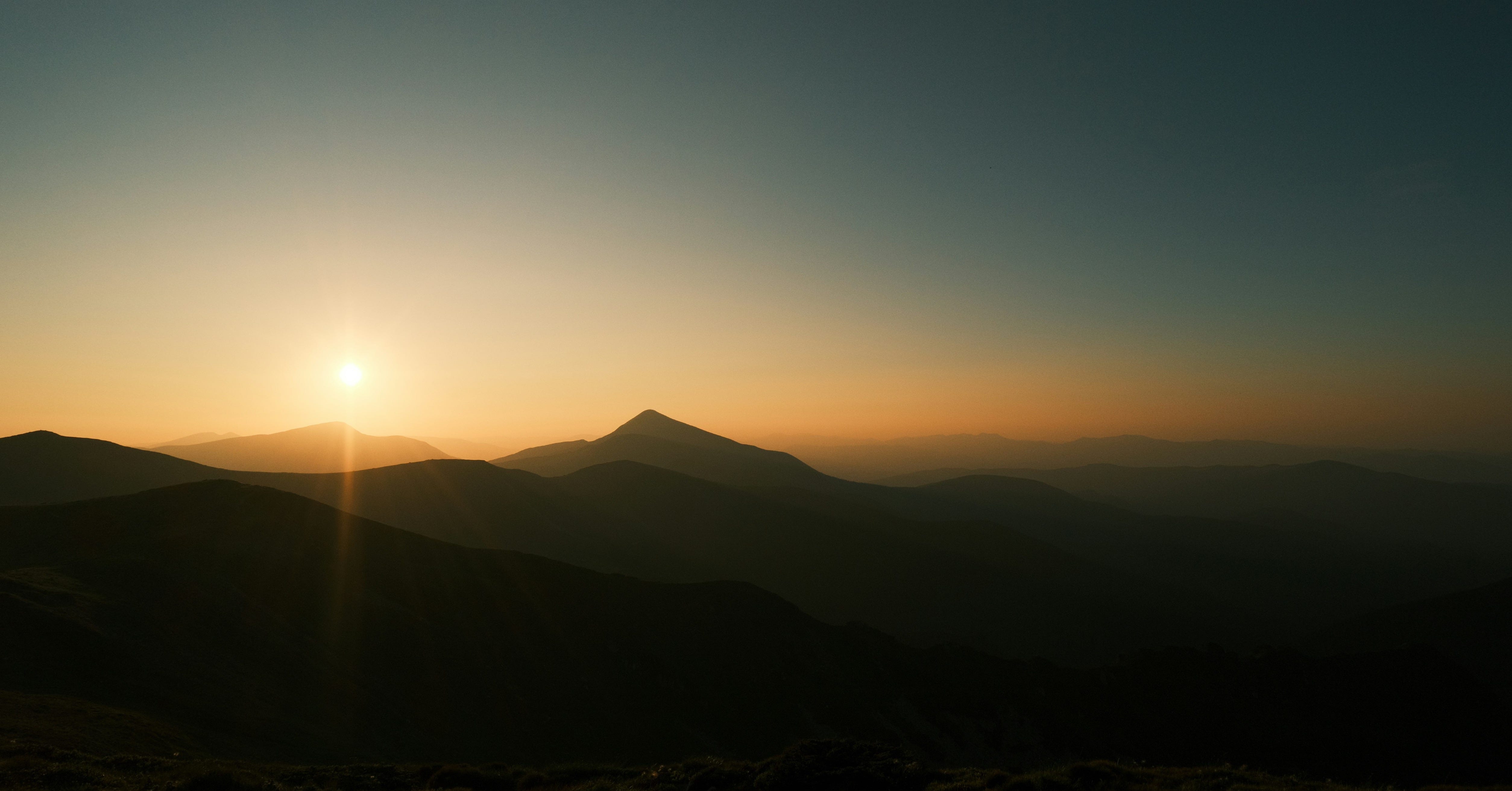 The Golden Thread of Joy for 2026 - by Rachael