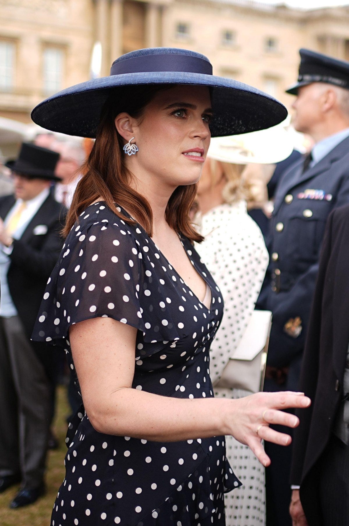 Claims of a Royal Ascot "ban" raise questions about Beatrice and ...