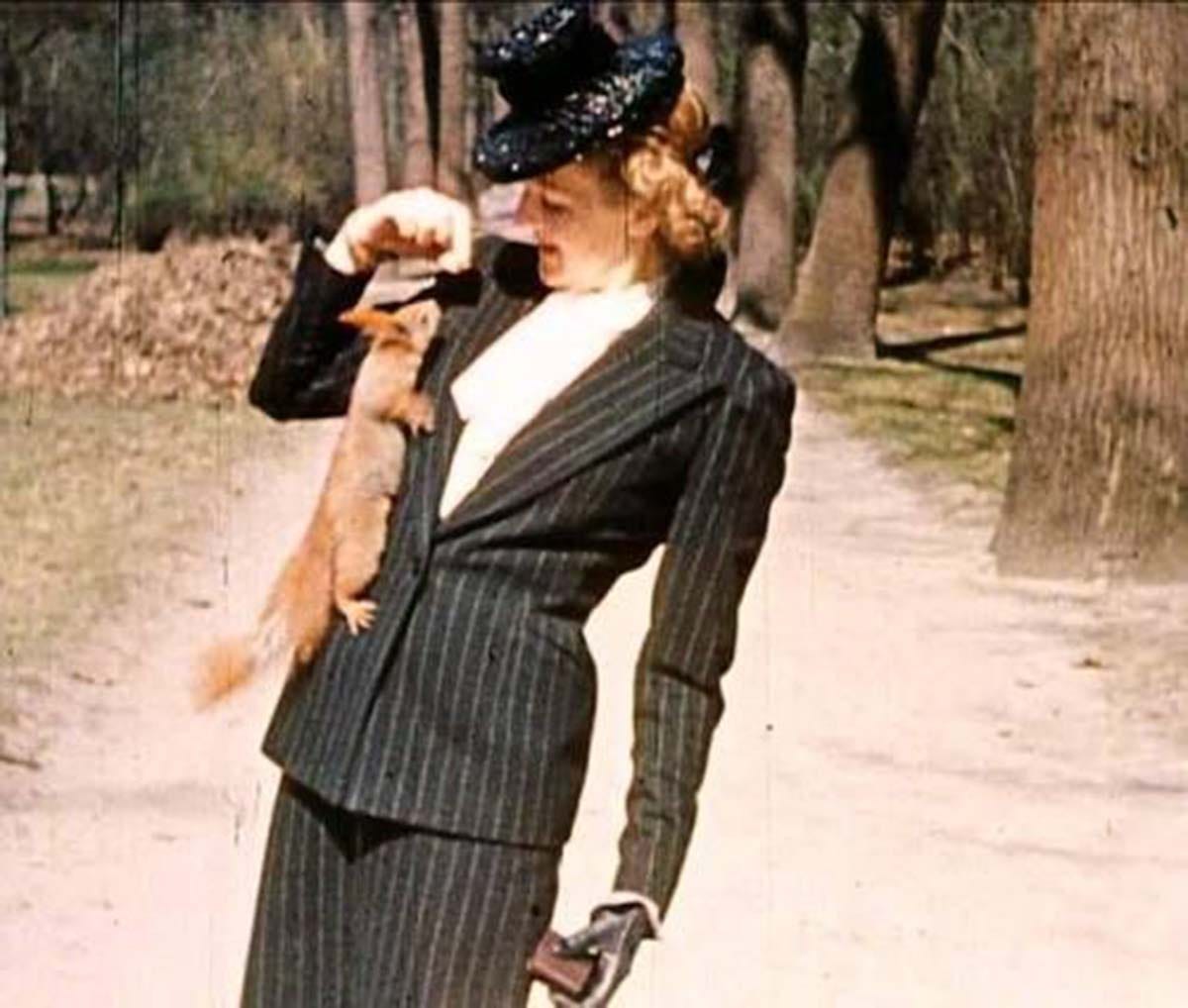 Eva Braun: Unseen Photos, Life & Death with Hitler (1912-1945)