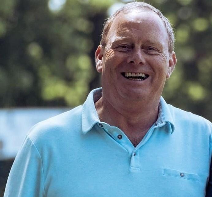 Howard Varley's Instagram, Twitter & Facebook on IDCrawl