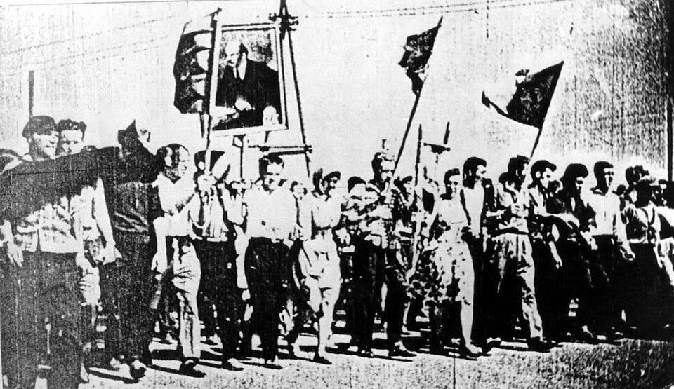 Niall Ferguson: The Myth of Revolution in Iran