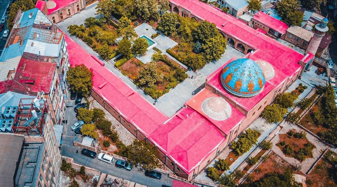 A primer on Twelver Shia beliefs and its advent from Sunni lens