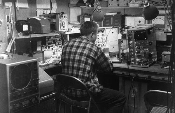 Earl Bakken: A Heartbeat of Innovation - by Lars Idar Waage