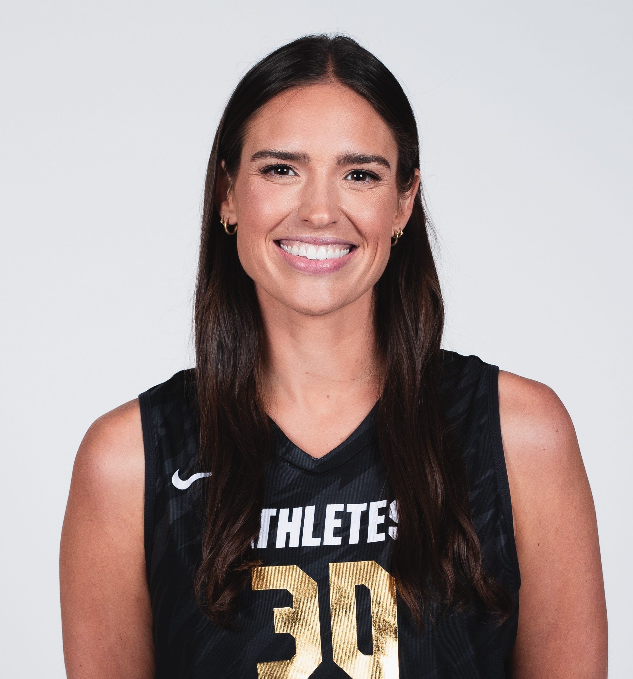 Dixon, Parsons reunite at Athletes Unlimited
