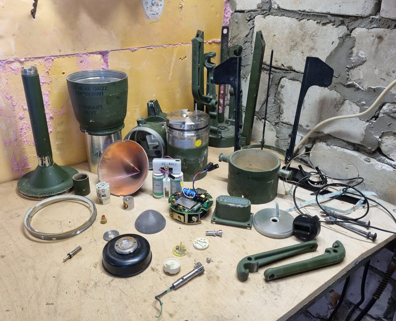 Dossier d’analyse : la mine antichar allemande DM-22 (PARM 2) sur le ...