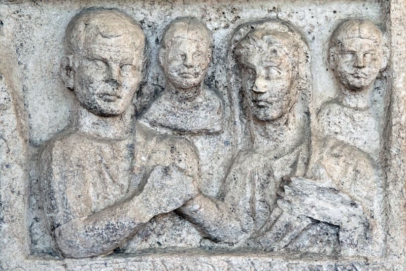 Familia Rōmāna: The Roman Family Structure - Learn Latin