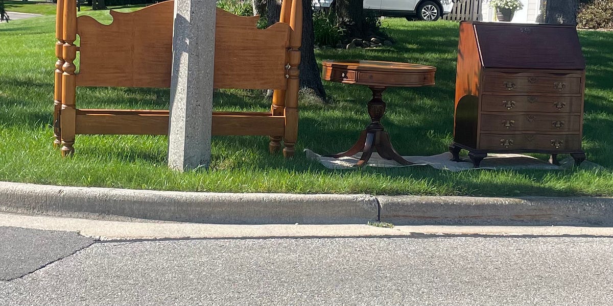 Small things - by J. F. Riordan