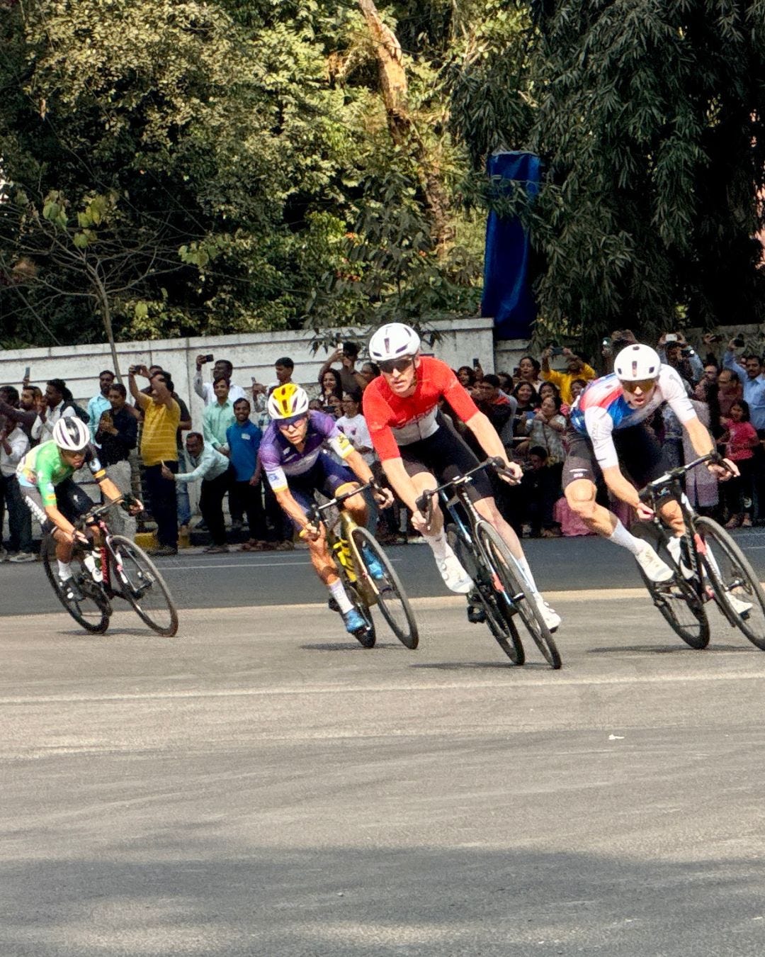 Pune Grand Cycling Tour and Dogs - by Kapil Patwardhan