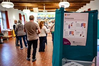 Vit Rök | Joel Halldorf | Substack