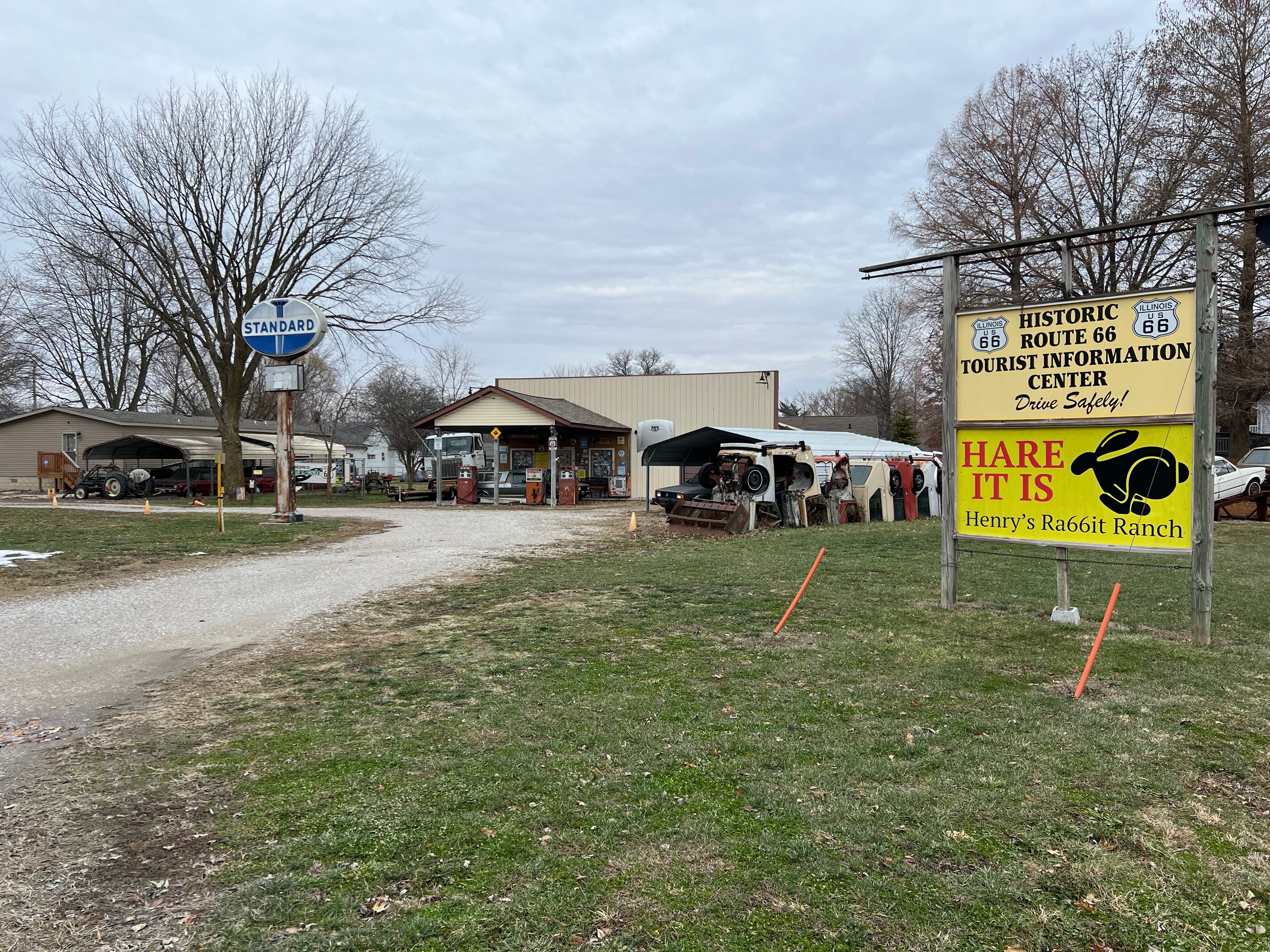 Closed attractions on Route 66 - Mother Road Moves