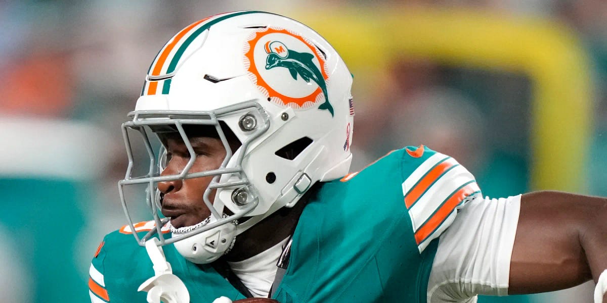 The Consumer's Report on Jonnu Smith - by Max Toscano