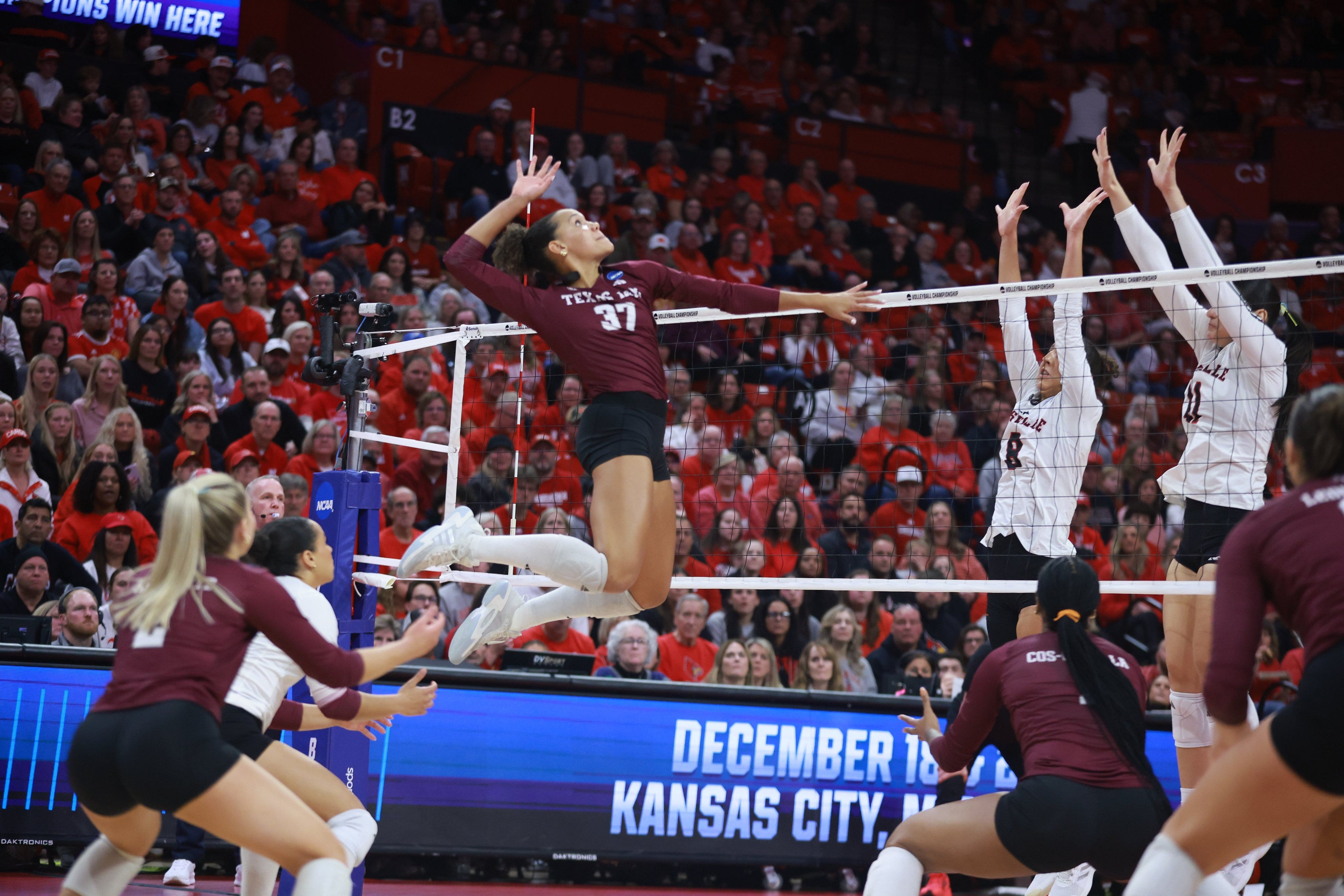 Nebraska vs Texas A&M Elite Eight Preview: The Road to Kansas City Runs ...