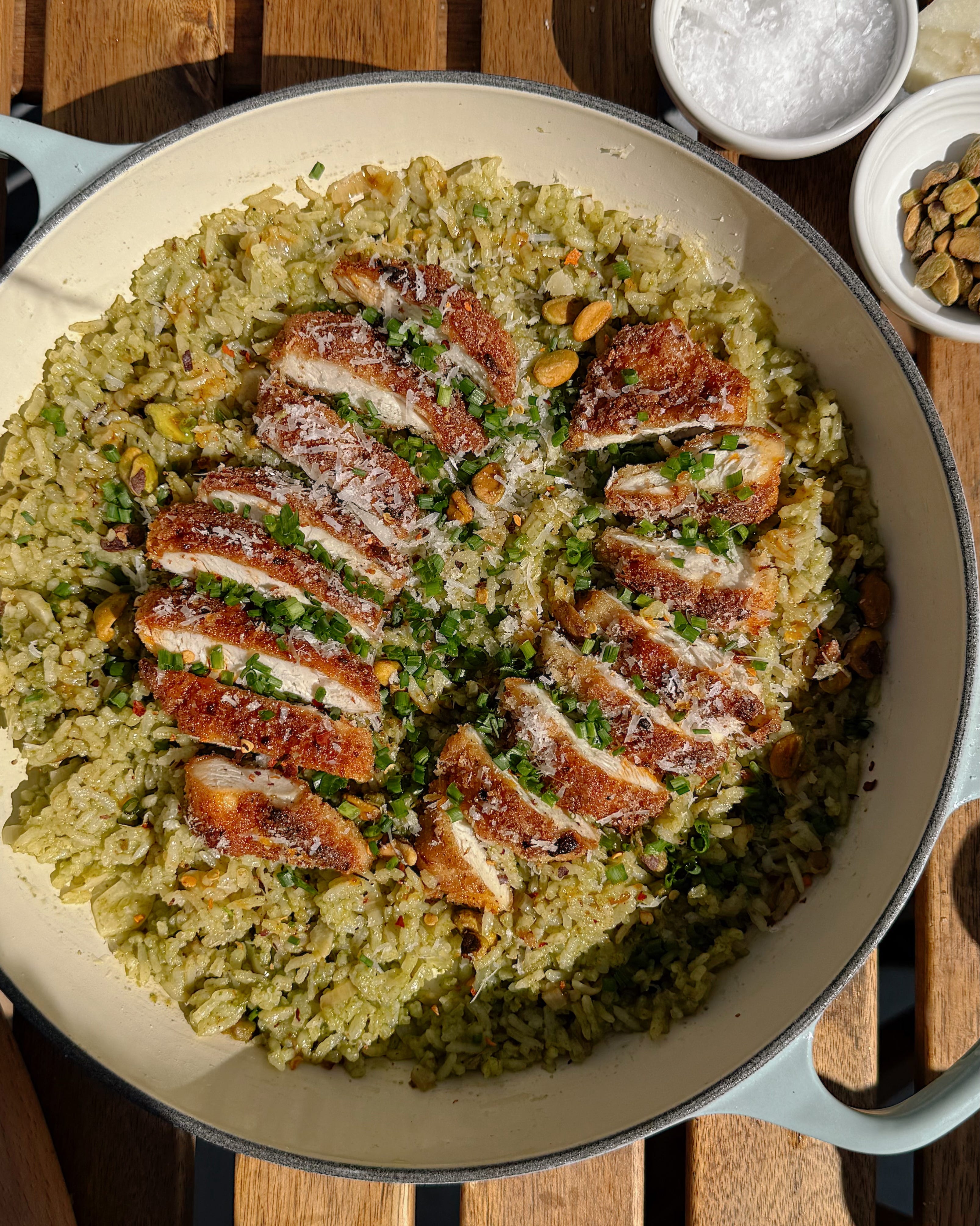 one pot crispy chicken + pesto rice 🌿 - by Emma Kula