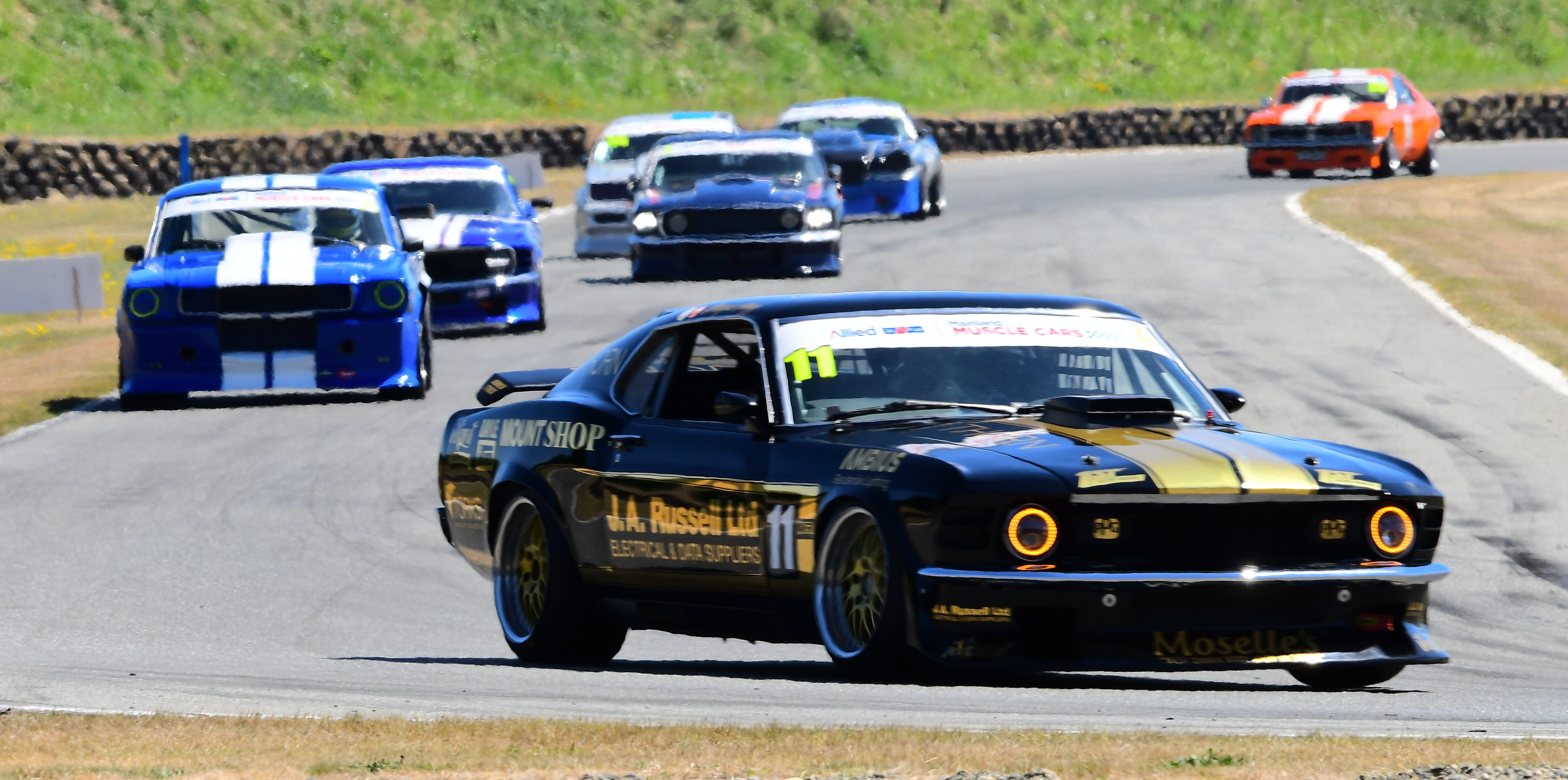 SpeedFest: Great first day of racing at Teretonga Park