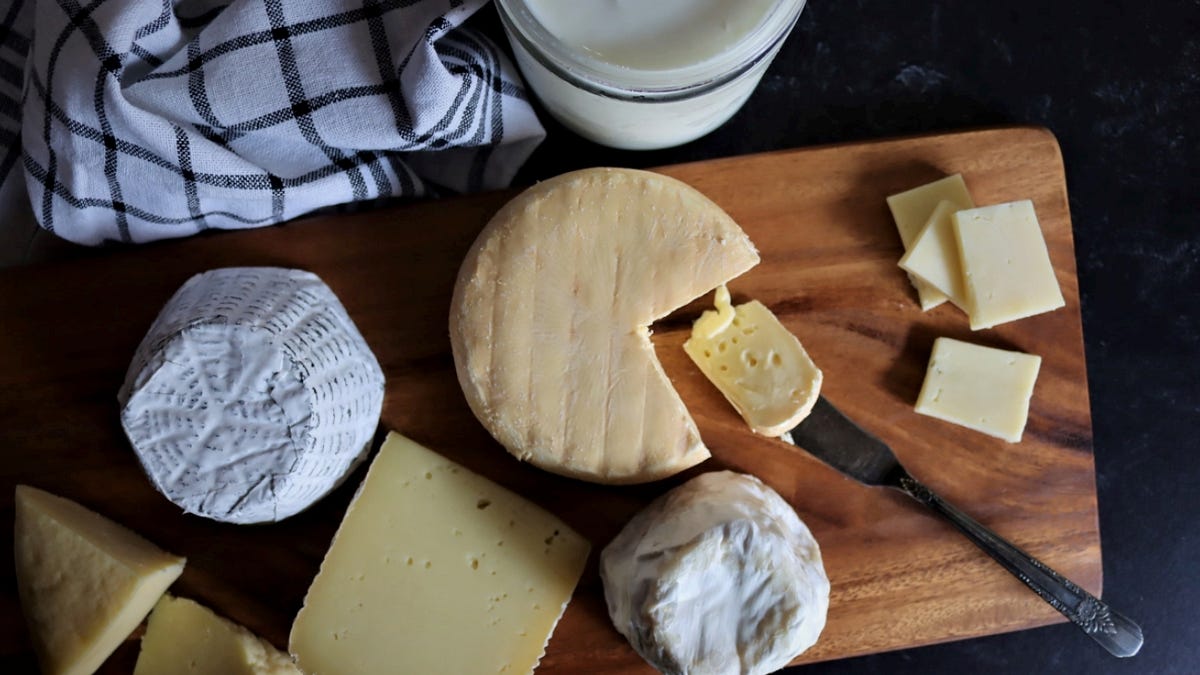 Home Cheesemaking Recipes (Beginner to Advanced)