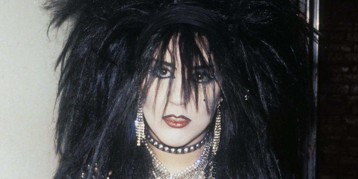 To be goth or not to be goth (the question of politics and music)